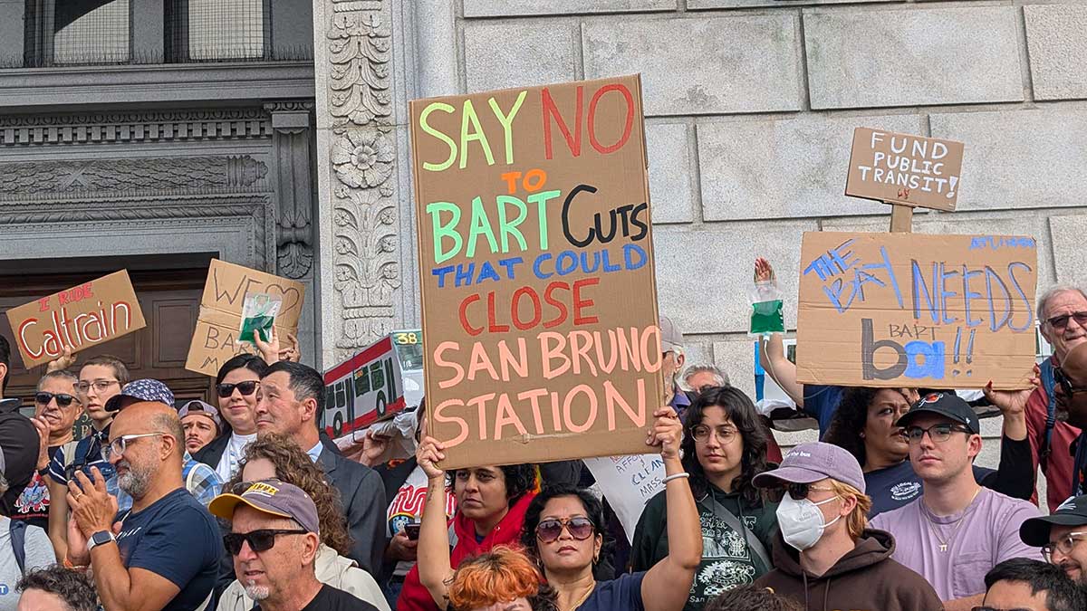 Transit advocates urge Newsom to deliver $750M loan as Bay Area transit ...
